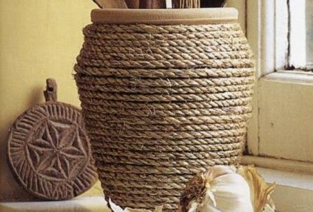 How to Decorate with Strings: Creative Ideas and Tips – Tipsin the Garden